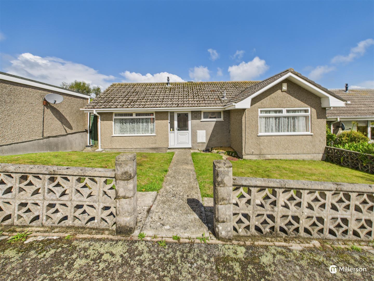 2 bedroom property for sale in Polwithen Drive, Carbis Bay, St. Ives ...